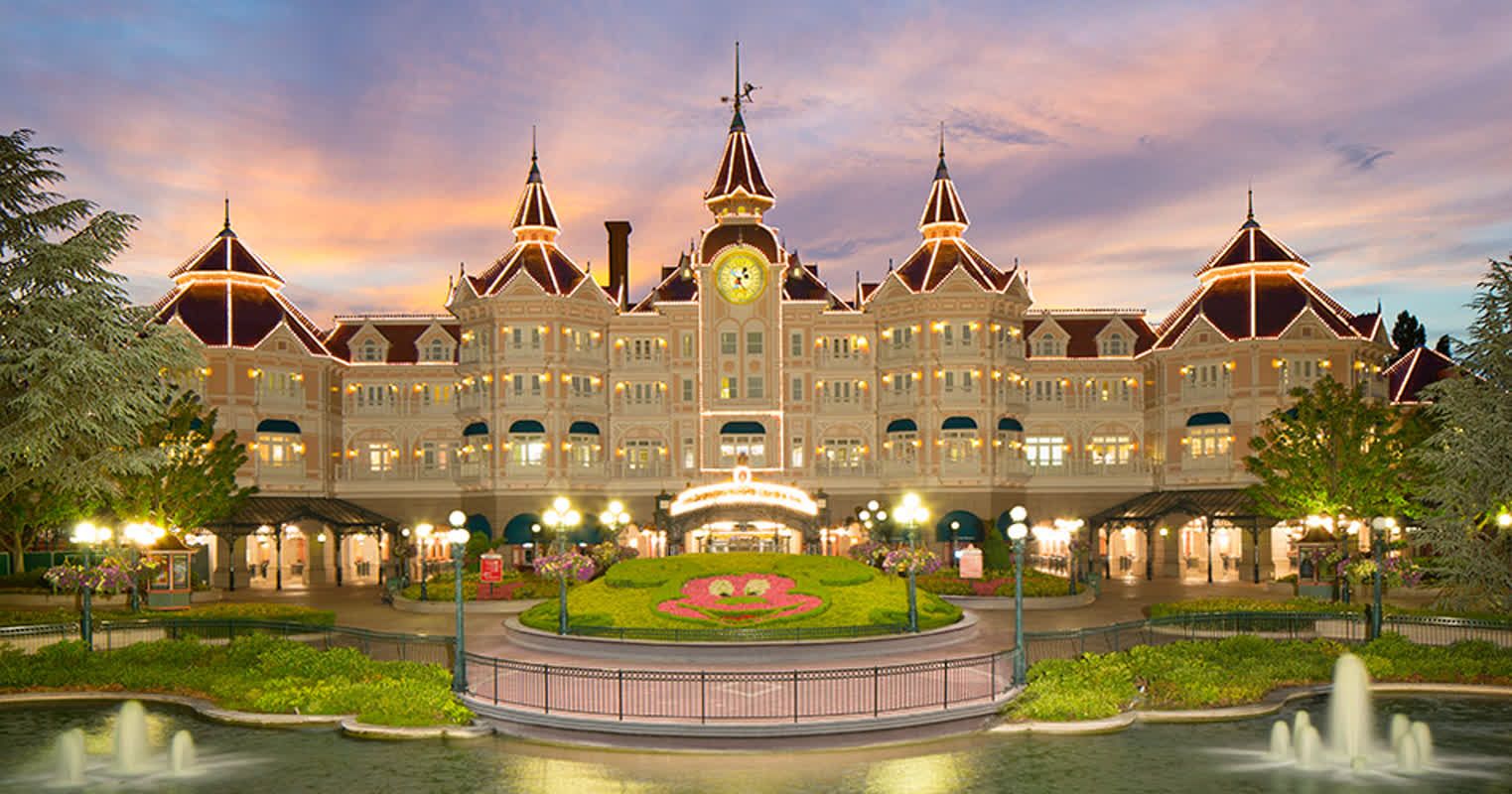 Disneyland Hotel Paris Unveils Enchanting Royal Makeover