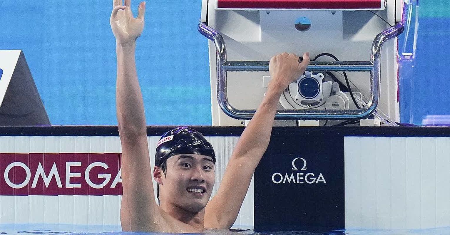 South Korean Swimmer Hwang Clinches Gold In Mens 200m Freestyle At World Championships