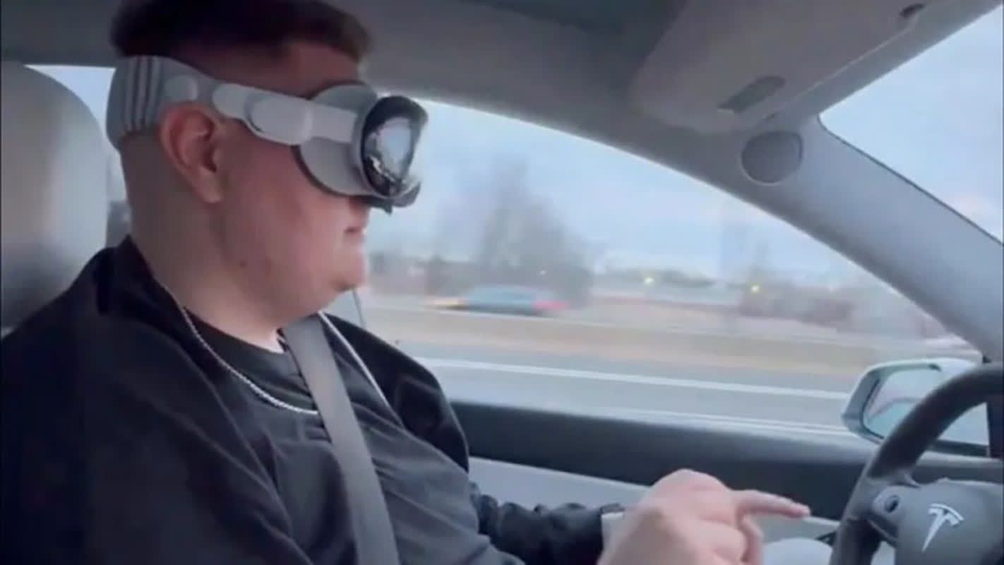 Driving with Vision Pro: A Look into Apple's Patent for Vehicle Assistance