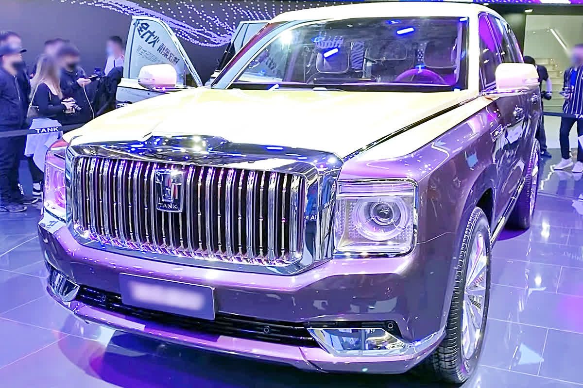 China's GWM Tank 800 Offers Rolls-Royce Features at Fraction of the Price