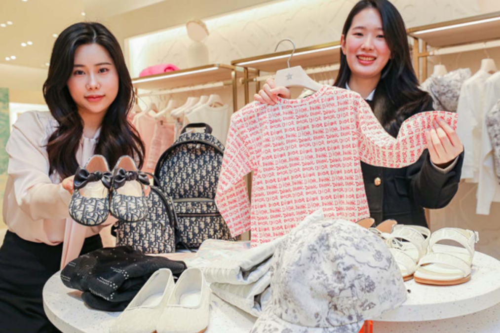 From Regret to Revenue: Dior Bags Spark Backlash Amid Record Sales