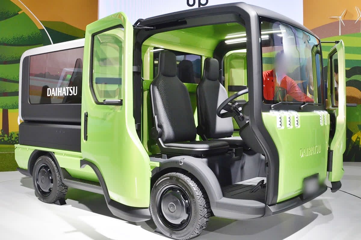 Daihatsu’s Tsumu Tsumu: The 133.7-Inch Truck That’s Winning Hearts